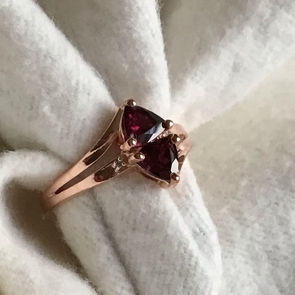 New | Jewelry | Trillion Cut Garnet And White Zircon Split Shank Ring ...